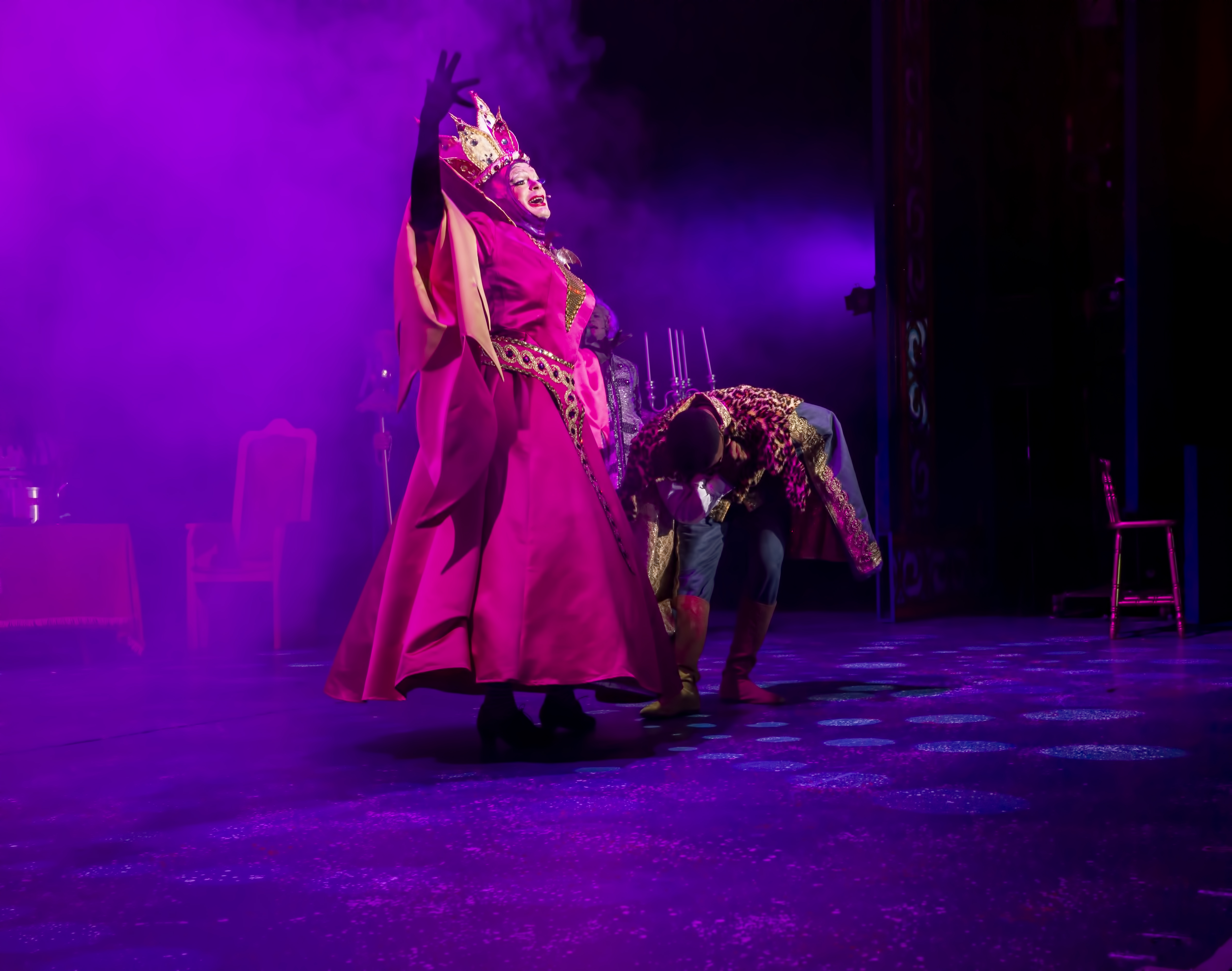 Durban’s Ben as evil panto queen – …..SoSuterBill…..